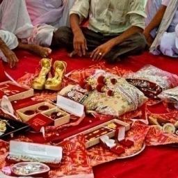 The Cultural Significance of the Tilak Ceremony in Rajasthani Weddings 2025