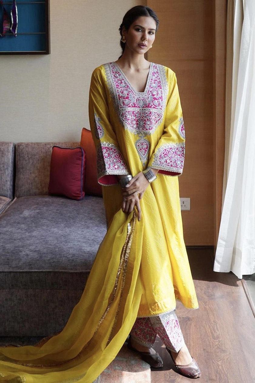 Heena Kochhar | Biography | Label | Collection | Celebrity Wear 2025